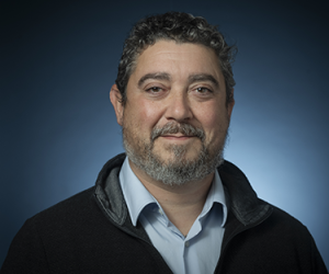 About Us - In-Common Laboratories